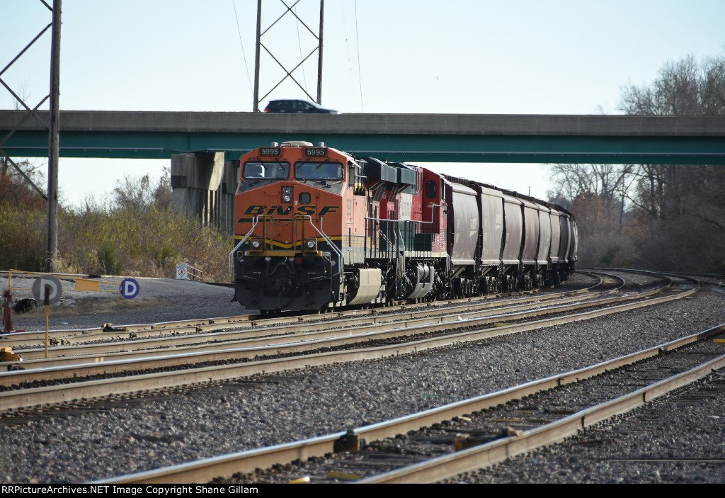 BNSF 5995